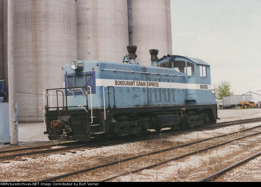 Bondurant Grain Express (BGEX) #5202